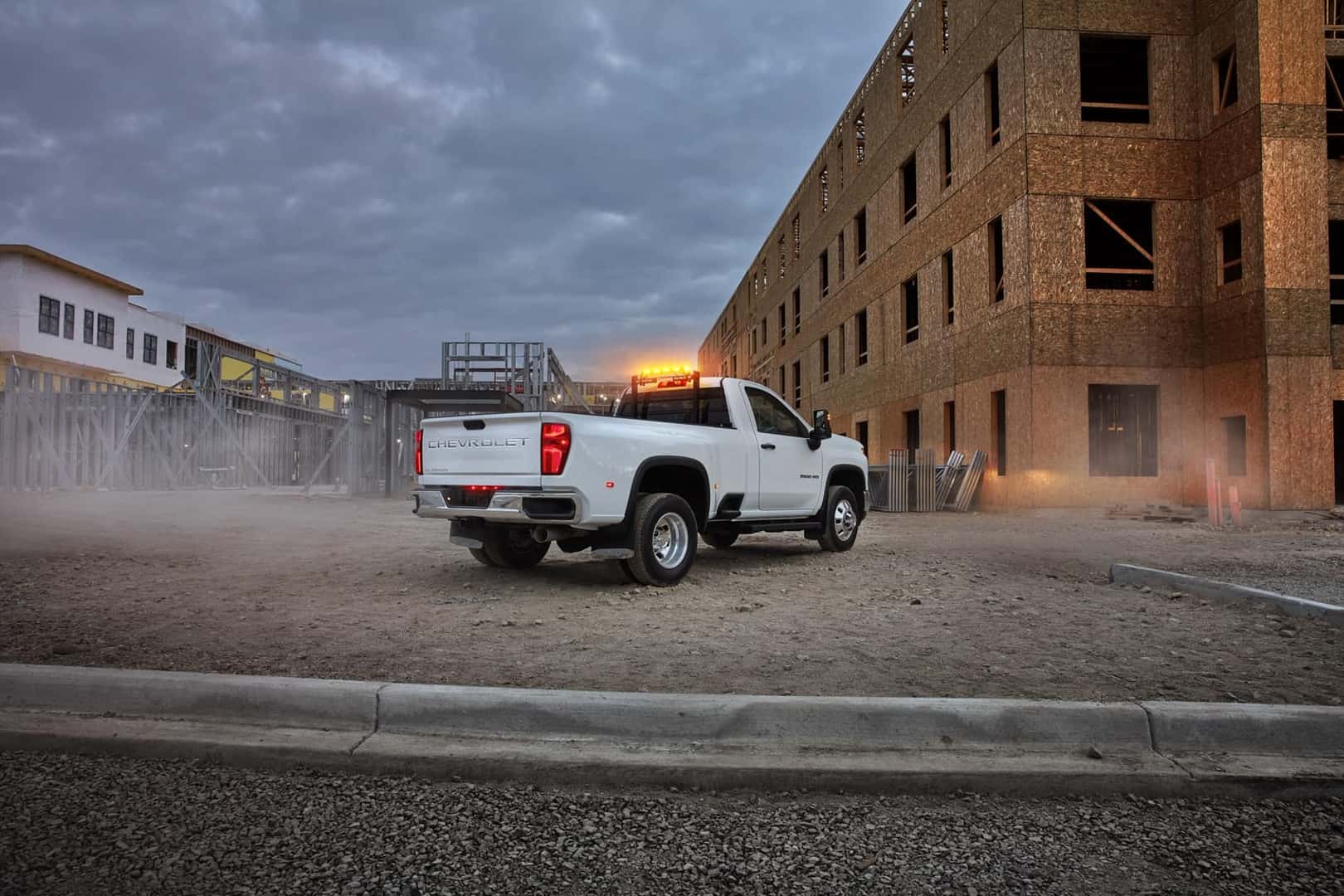 23_CHE_SIL_HD_999_04 | Eddy's Chevrolet Cadillac