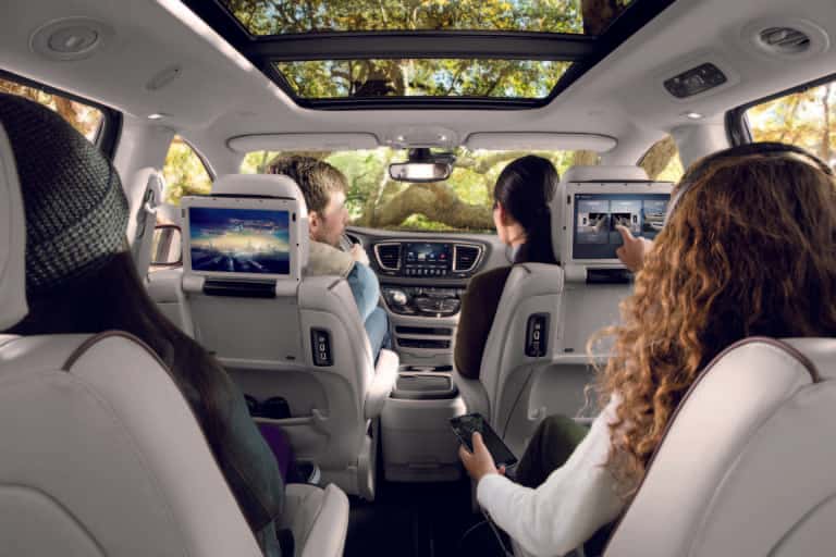 Road Trippin’ With the Pacifica Hybrid