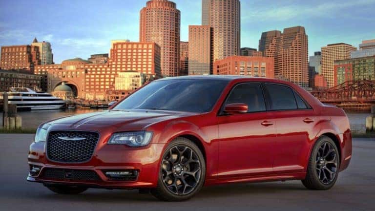 Chrysler 300 Expands Exterior Color Options and Packages