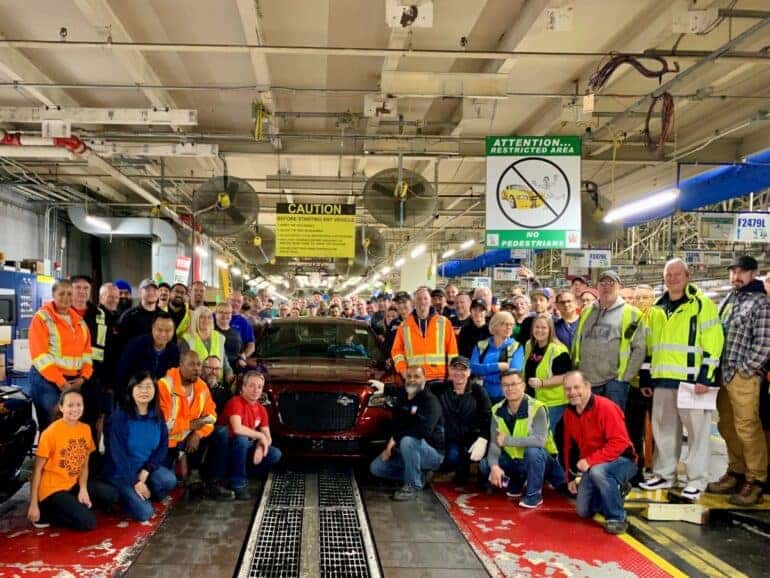 Final Chrysler 300C Rolls Off the Assembly Line