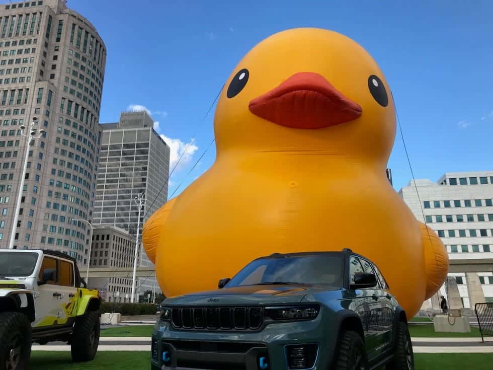 Duck Duck Jeep: The Ultimate Guide to Jeep Ducking | Hollywood Chrysler ...