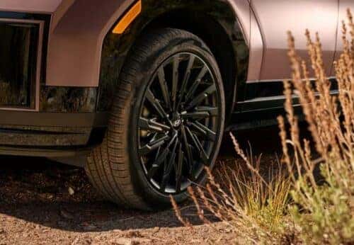 Hyundai Wheel Alignment for Your 2025 Hyundai Santa Fe