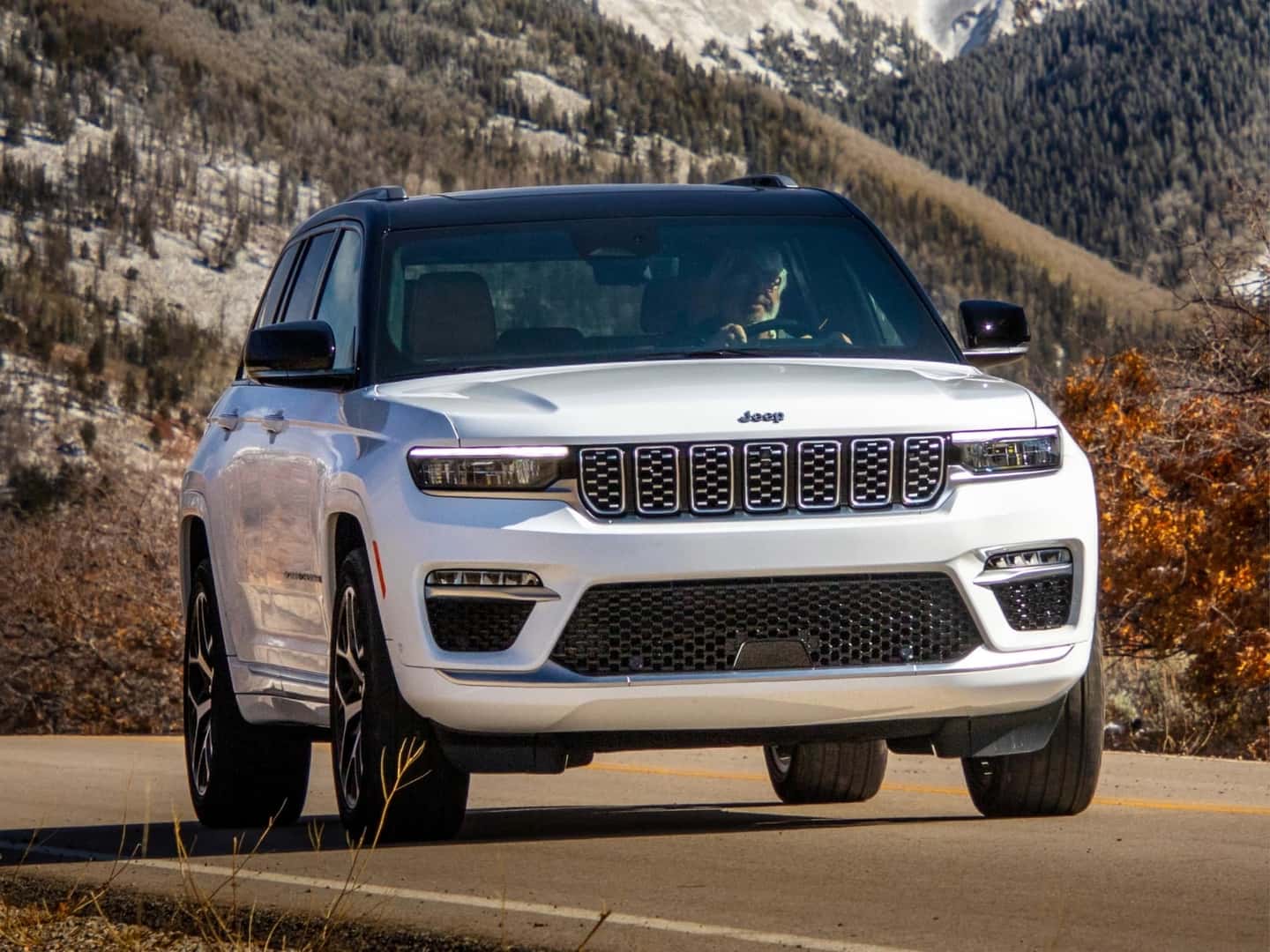 2025 Jeep Grand Cherokee Review | Normandin Chrysler Dodge Jeep Ram FIAT