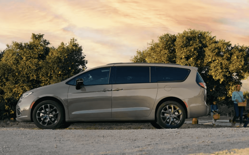 2023 Chrysler Pacifica for Sale in Little Rock, AR | Landers Chrysler ...
